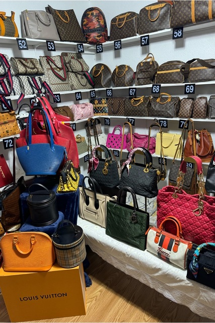 Posh Show - Poshmark